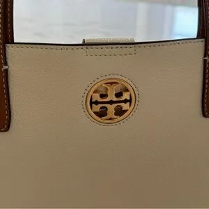 Tory Burch | Bags | Tory Burch Carson Colorblock Tote Cream Textured ...